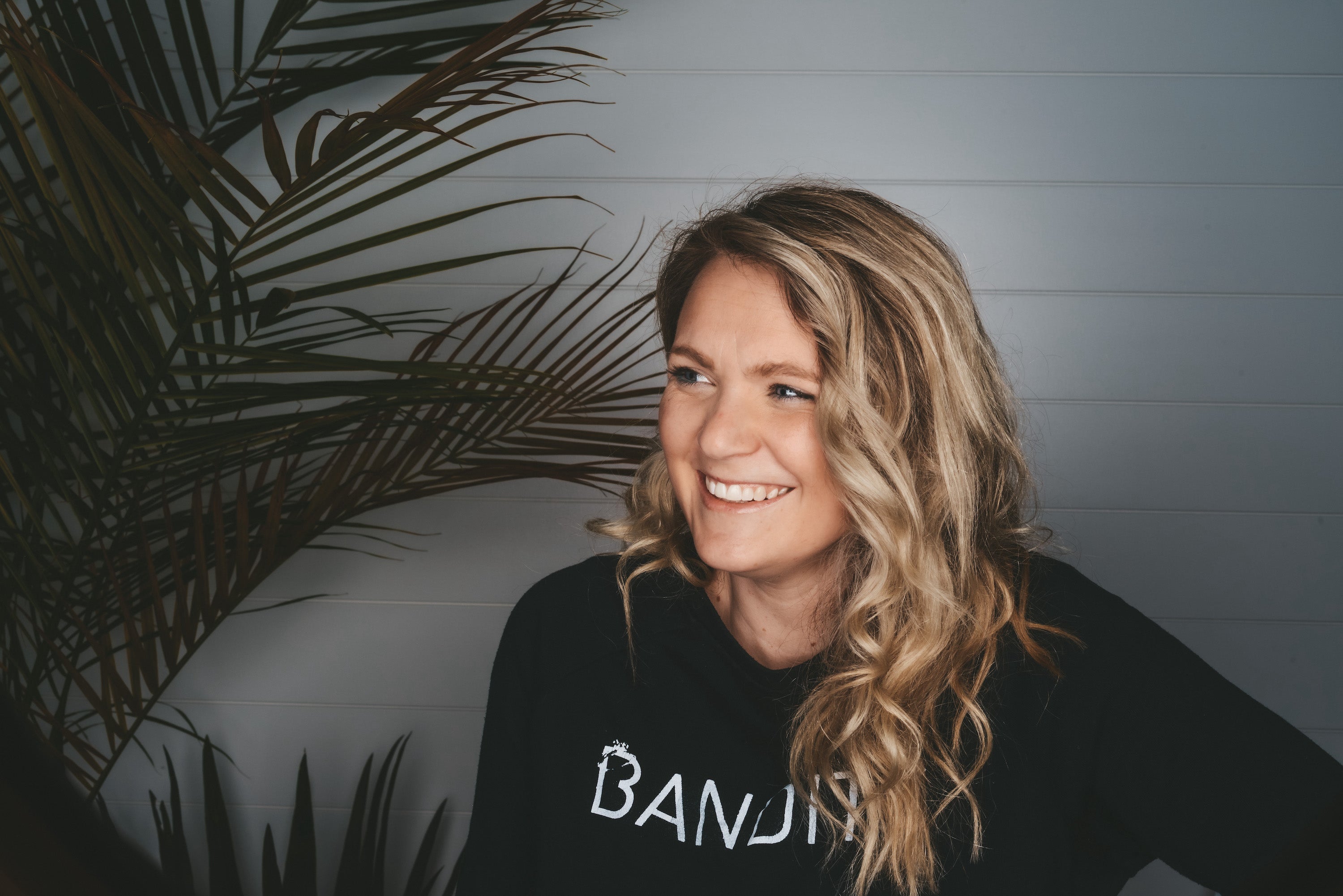 Meet Rock Star Millennial Sydney Frietsch – RING BANDITS